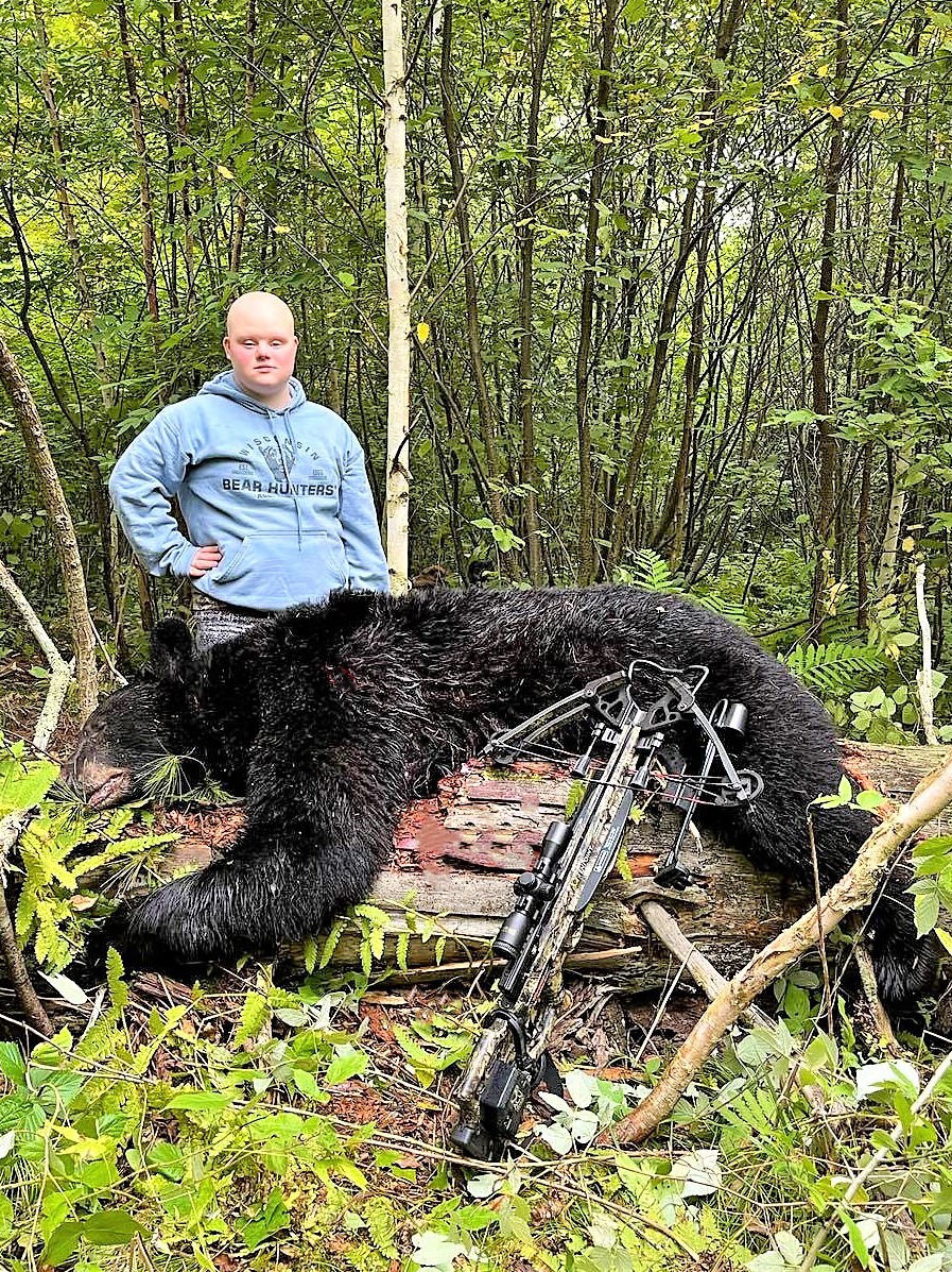 Hunters Help Down Syndrome Girl Down a Bear - Childswish – USSA